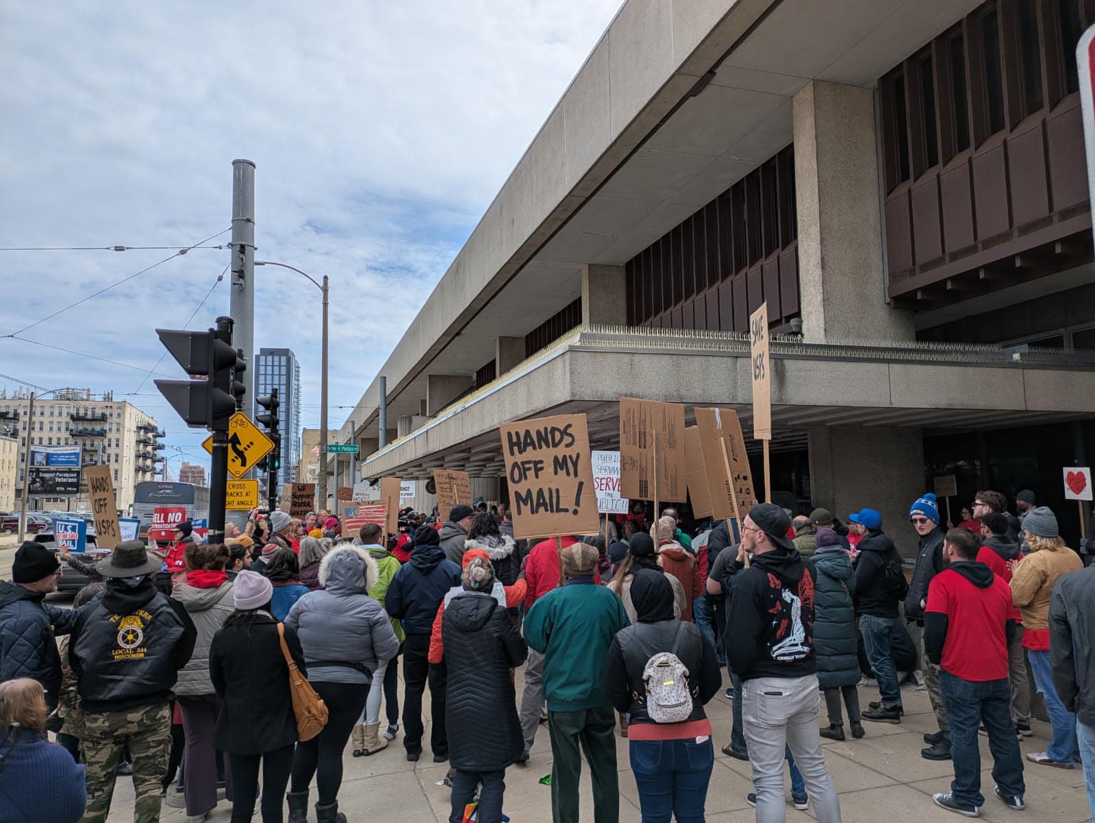 Milwaukee: Postal Workers and Supporters Declare: ‘Hands Off Our PUBLIC Postal Service!” (3/23 ...